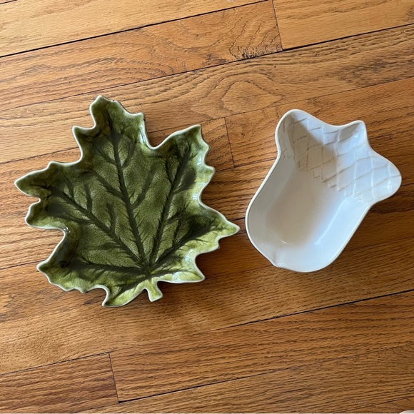 Pottery Barn | Dining | Pottery Barn Leaf Plate Acorn Dish | Poshmark